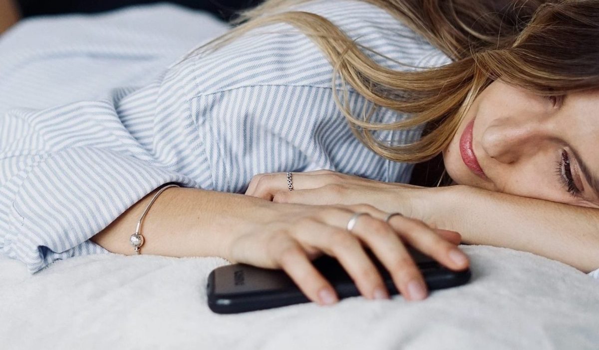 Why It Bears Repeating: Don’t Fall For False Intimacy – Memee's Musings